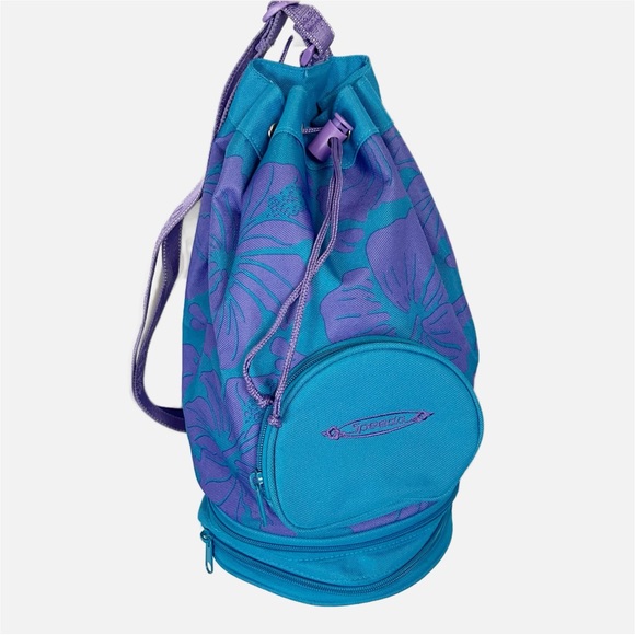 Speedo | Bags | Speedo Backpack Bucket Bag Expandable | Poshmark